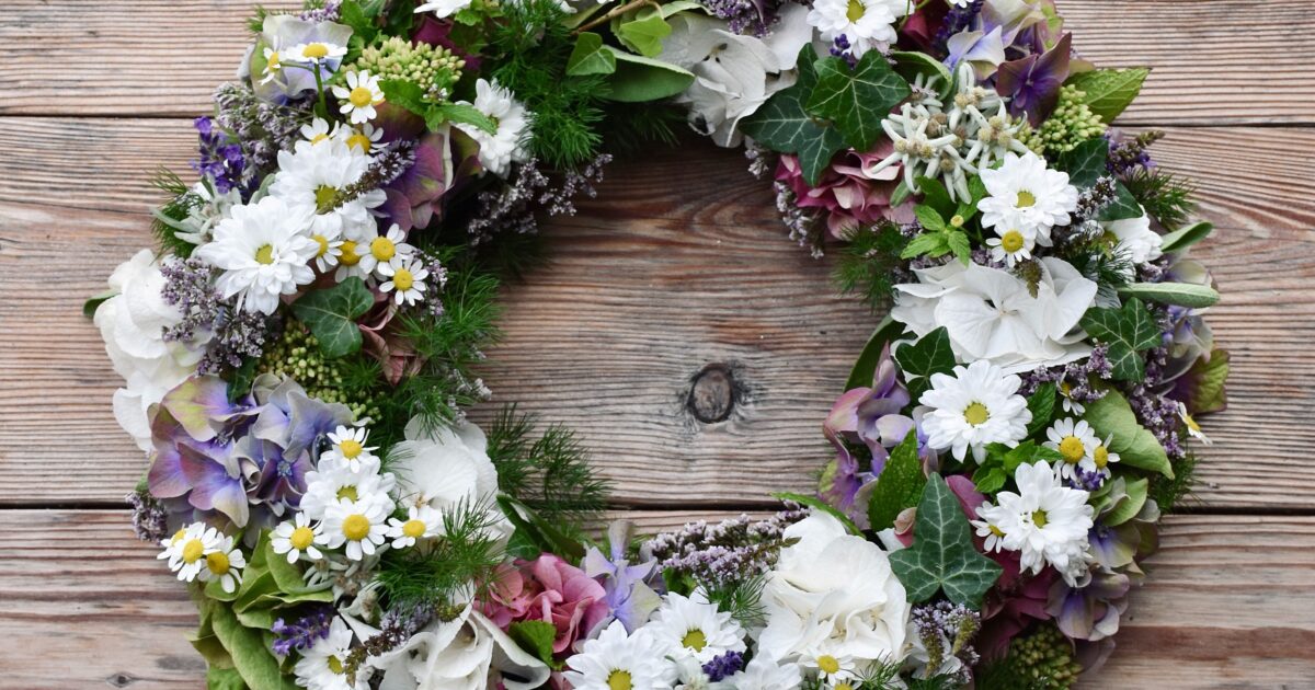 Bestel een krans - Ark Uitvaartzorg | Ark